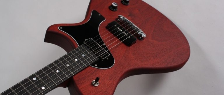Junior Gallery – De Gier Guitars & Basses