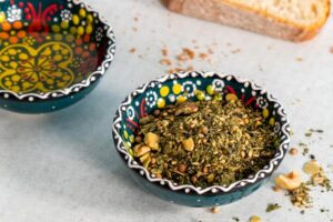 Dukkah dip met olijfolie - Green Gypsy Spices